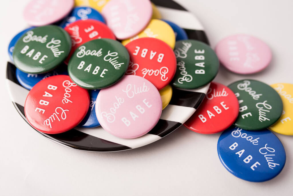 15 Best Book Club Gifts for Your Book Club Friends - Bona Fide Bookworm